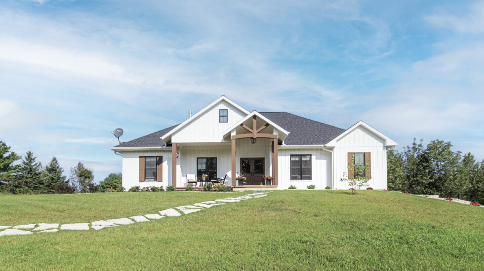 Modern Rustic Ranch-Style Home 3 Bedrooms, 2.5 Bath • PortSide Builders
